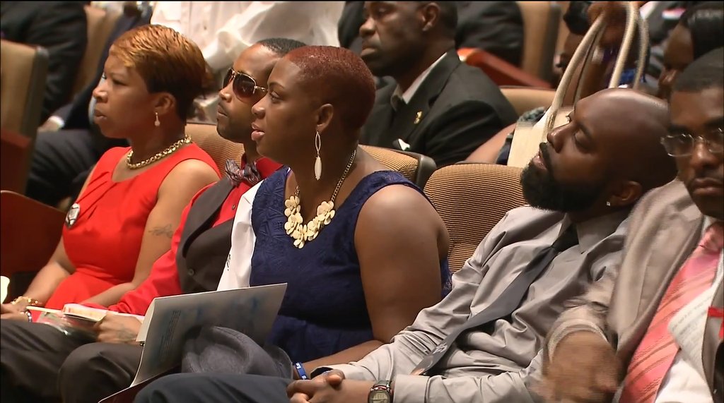 After funeral, how does Ferguson begin repair? | Washington Week